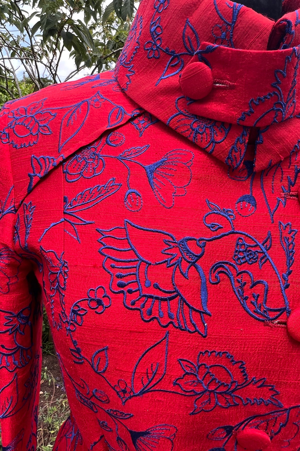 Trench Coat in Mode - Red Belted Coat – Shibumi
